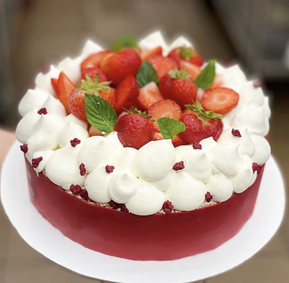 30 Places To Buy An Amazing Birthday Cake Around Miami - Coral Gables Love