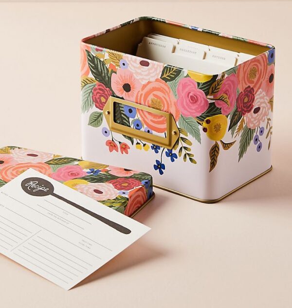 Kitchen Gifts For Your Loved One Who Enjoys Cooking - Coral Gables Love